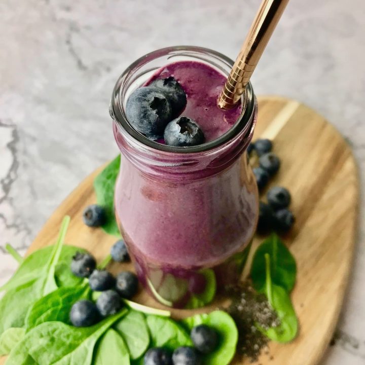 Blueberry Spinach Smoothie - Your Smoothie Guide